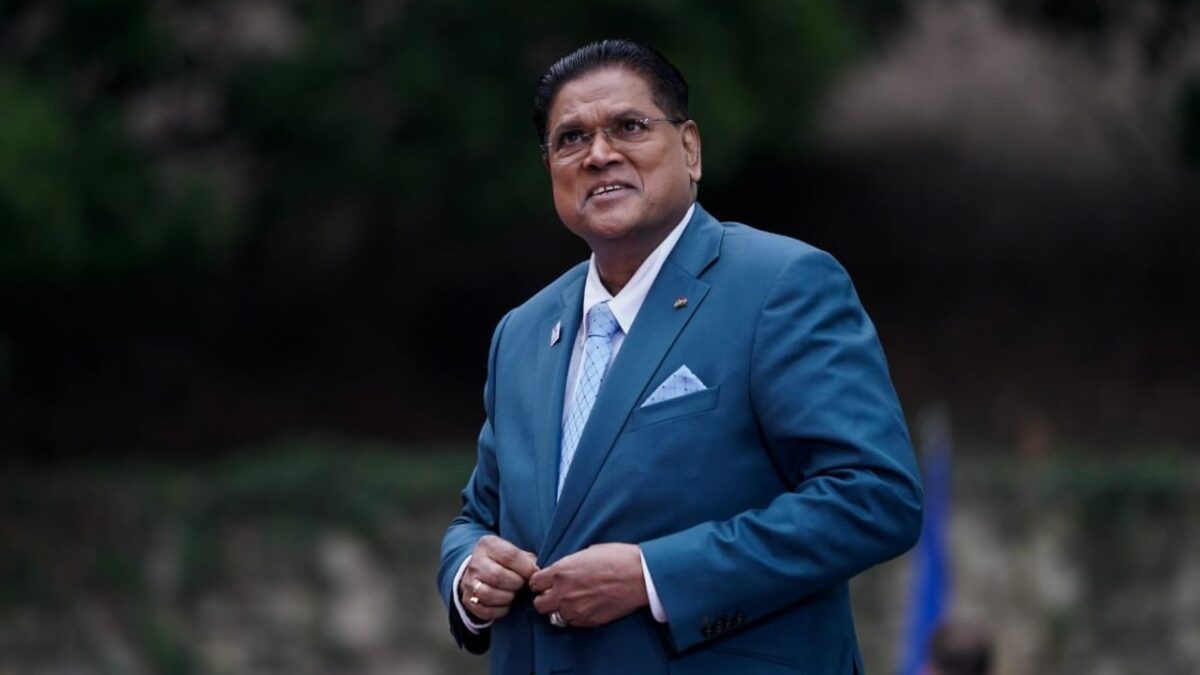 Muere Chandrikapersad Santokhi, expresidente de Surinam, a